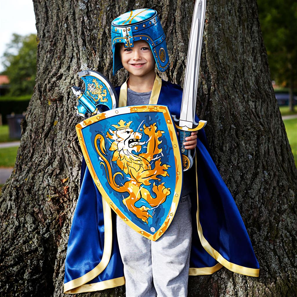 Experience the adventure as a noble knight with the Noble Knight Sword ...